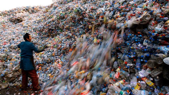 A more sustainable version of plastic could be a reality - Strategian ...